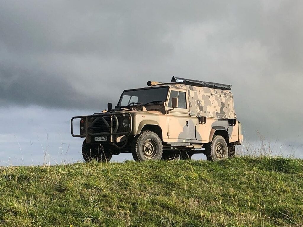 Land Rover 6×6 – Australian Frontline Machinery | Ex-Military Auctions