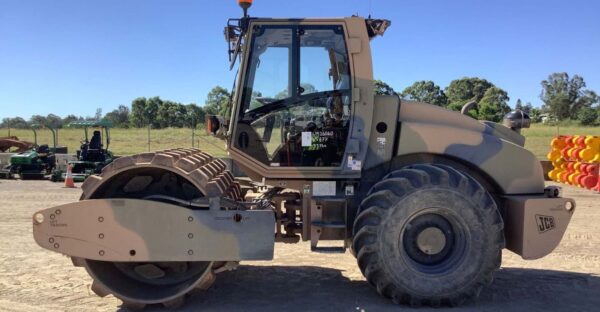 Australian Frontline Machinery | Ex-Military Auctions – Adventure ...